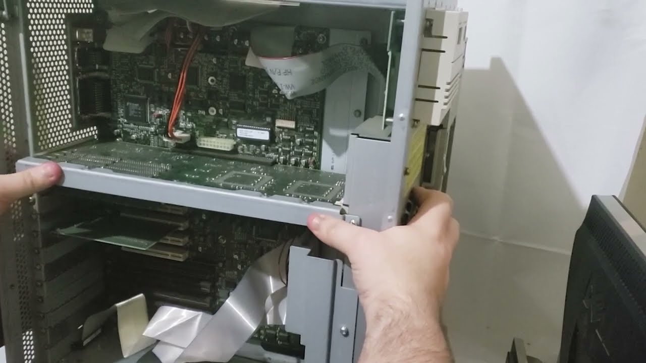 Opening Up the HP Netserver with DUAL Pentium 166mhz! - YouTube