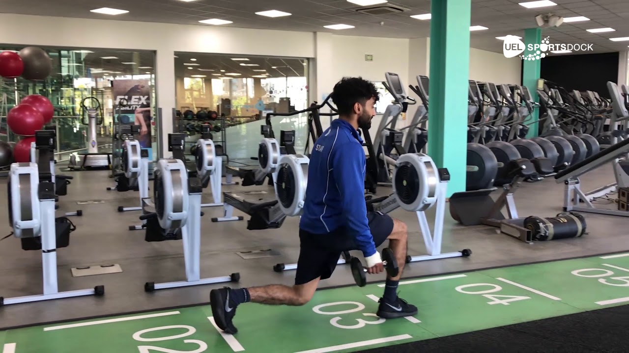 How to do Walking Lunges (with weights) in the Gym #AlternativeWorkout ...