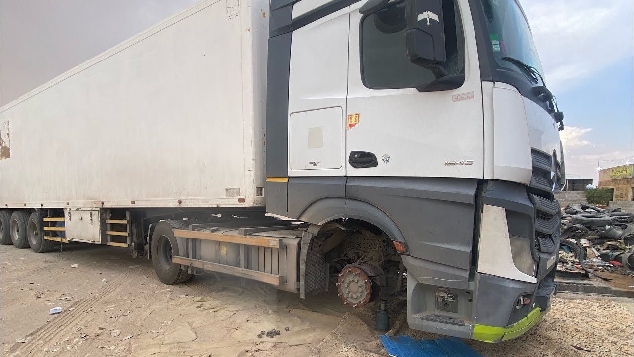 Sold a tire worth 750 Riyals|Mercedes Benz actros truck to New Tire ...