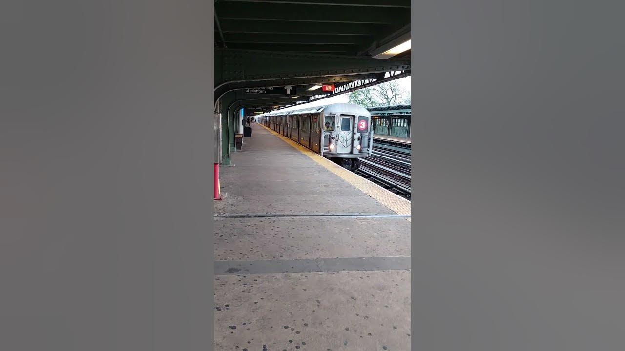 IRT White Plains Road Line: Not In Service R62 (3) Train Bypassing Pelham Parkway - YouTube
