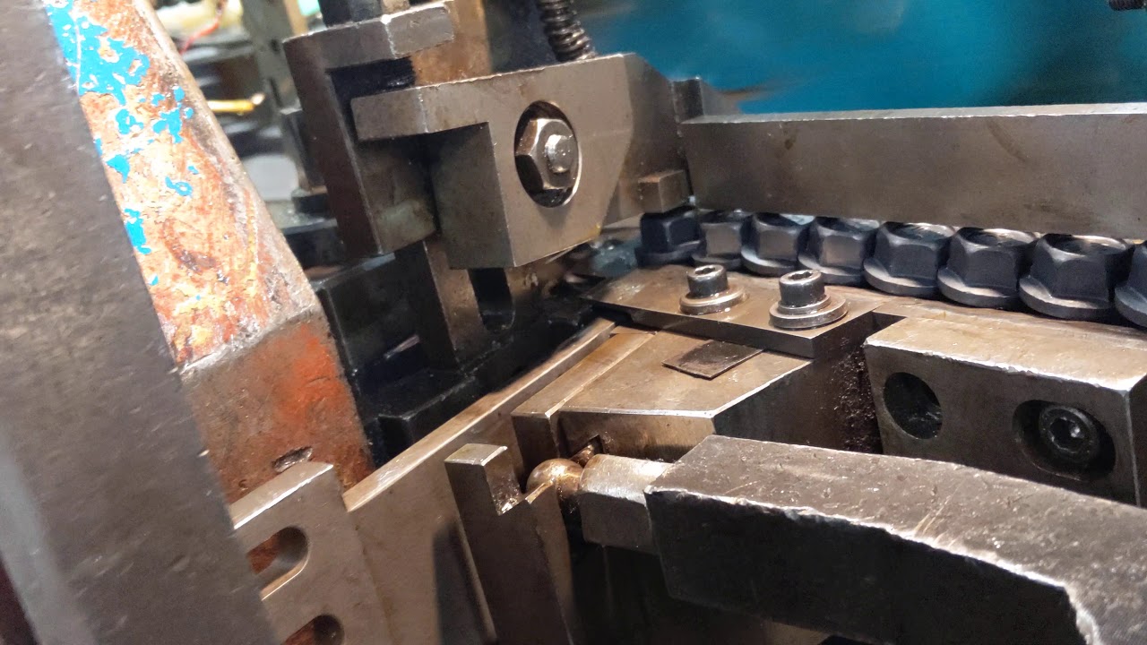 Running a Thread Rolling Machine - YouTube