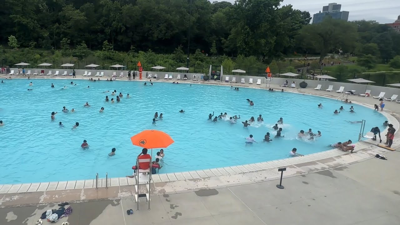 Harlem Meer , Gottesman Pool at the Davis Center , Central Park North ...