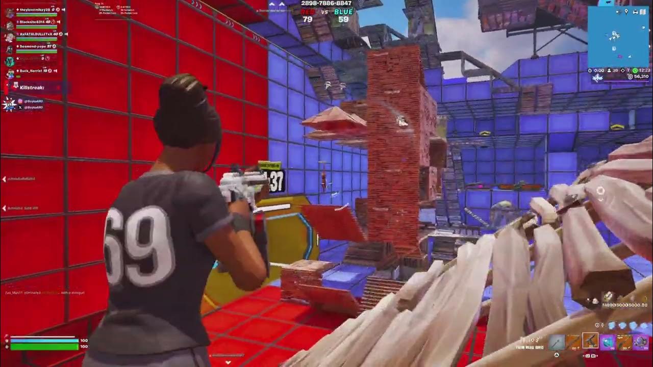 The Best Loadouts In Crazy Red Vs Blue! - YouTube