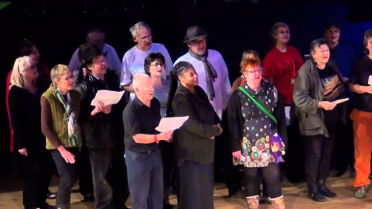 Festival Scratch Choir@Musicport Festival 2011 - YouTube