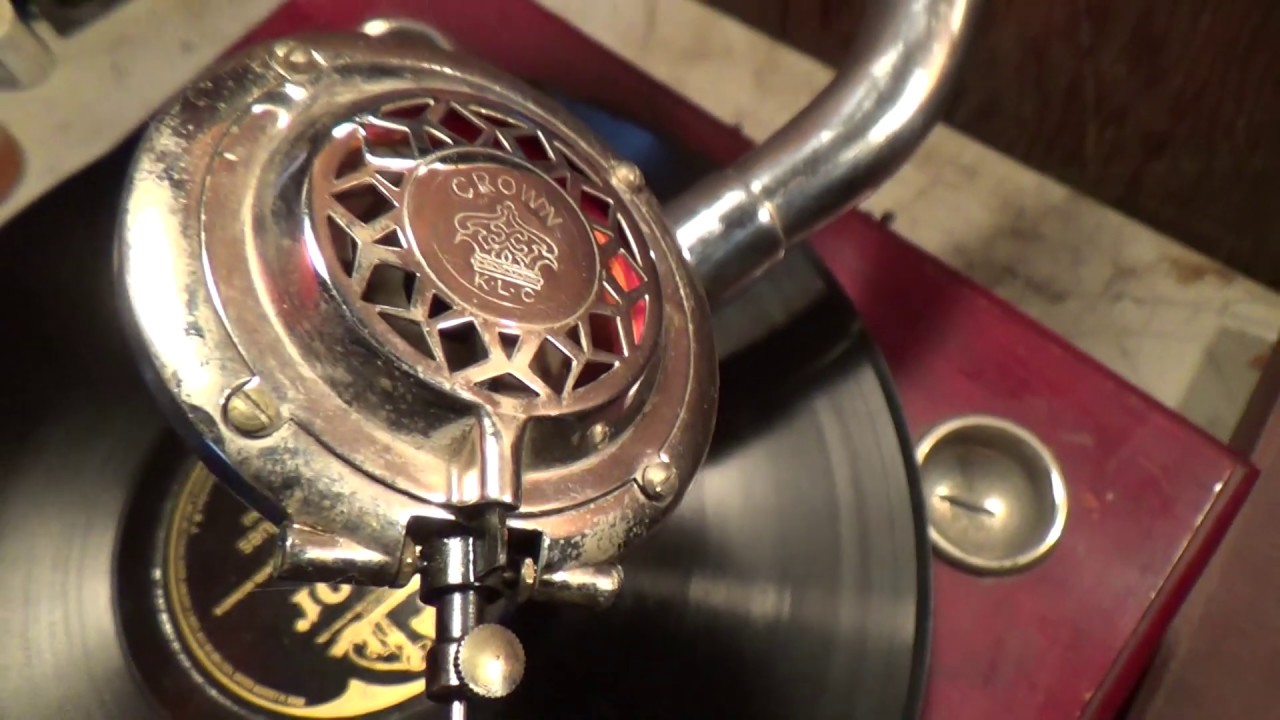 Crown Model 107 Gramophone reproducer test - YouTube