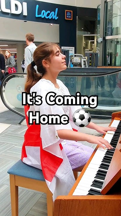 Football's Coming Home ⚽️🏆 Three Lions on the Street Piano #footballscominghome - YouTube