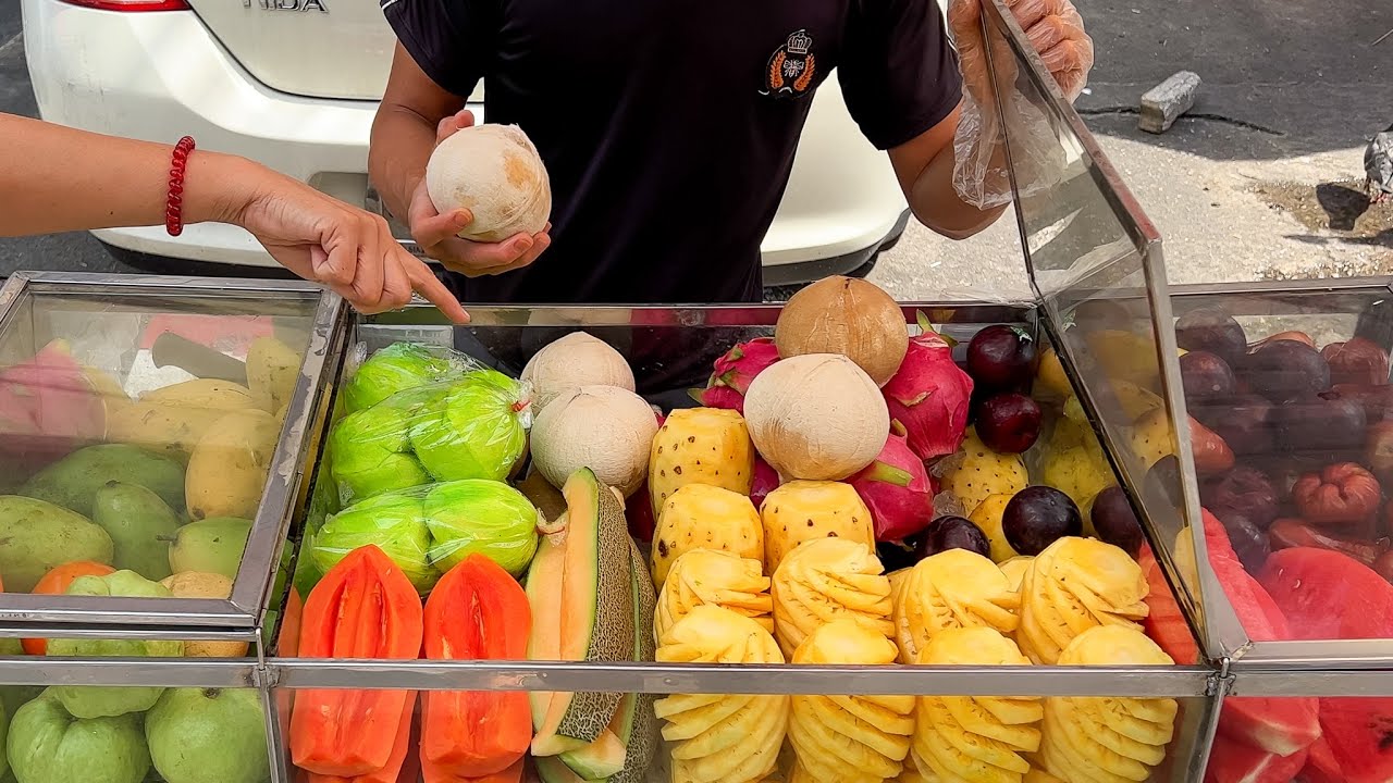 Fruit Ninja, Smart Fruit Cutting Skills - Asok BTS Station in Bangkok ...