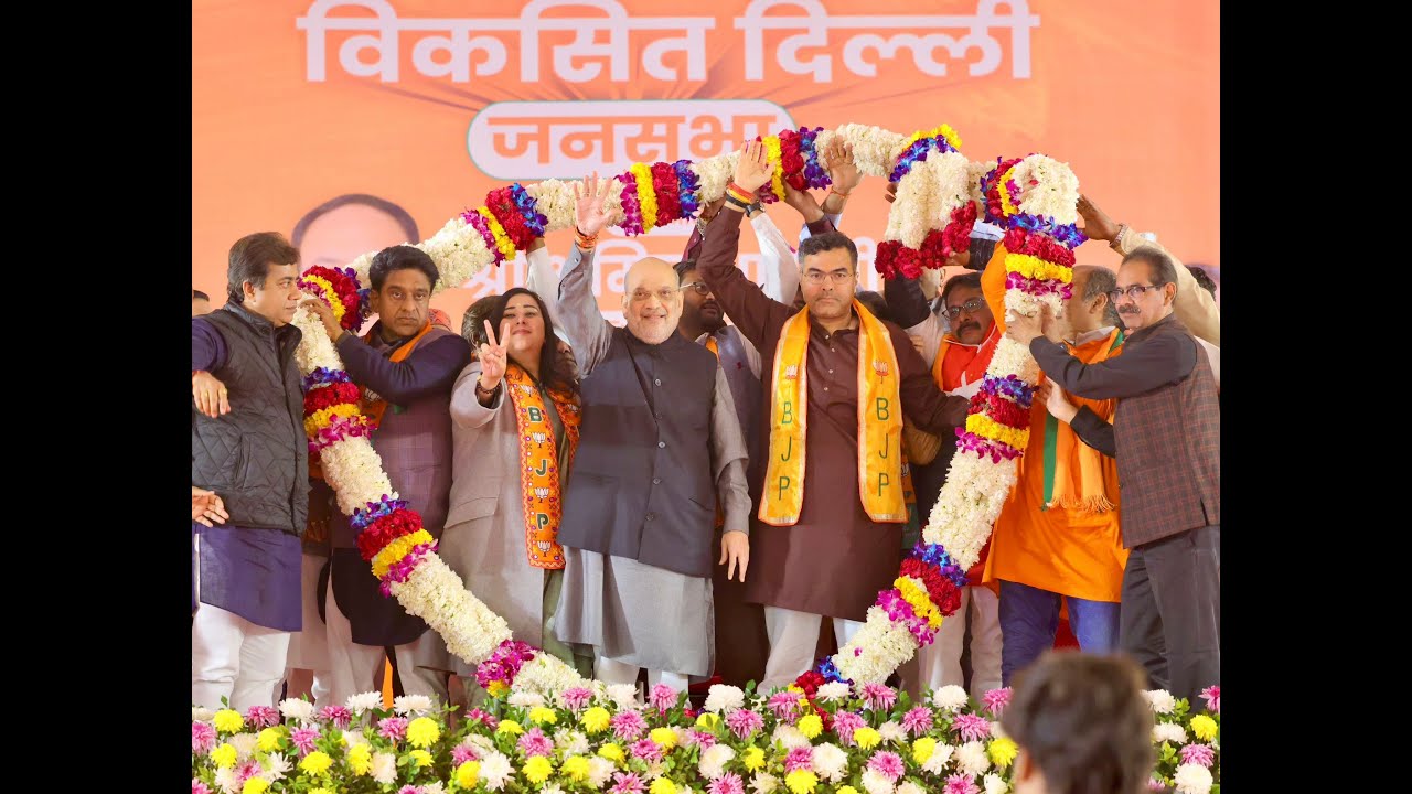 HM Shri Amit Shah releases a book '𝐈𝐧𝐝𝐢𝐚𝐧 𝐑𝐞𝐧𝐚𝐢𝐬𝐬𝐚𝐧𝐜𝐞: 𝐓𝐡𝐞 𝐌𝐨𝐝𝐢 𝐃𝐞𝐜𝐚𝐝𝐞 ...