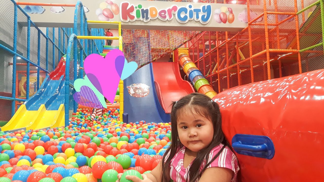 KINDER CITY INDOOR PLAYGROUND + COLORFUL BALLS & BIG SLIDES with Super ...