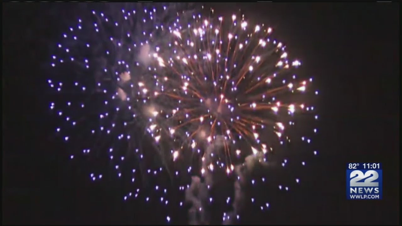 Big crowd at Blunt Park amazed by Star Spangled Springfield Fireworks ...
