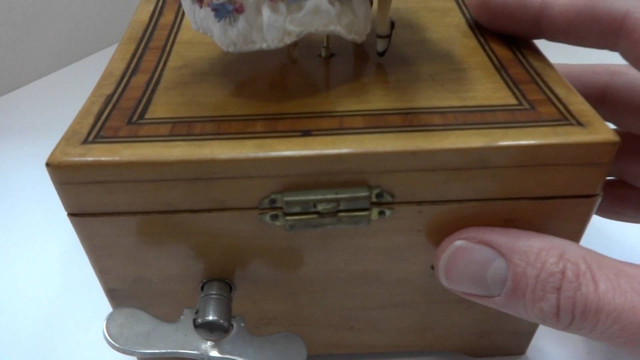 Antique dancing couple automaton music box - YouTube