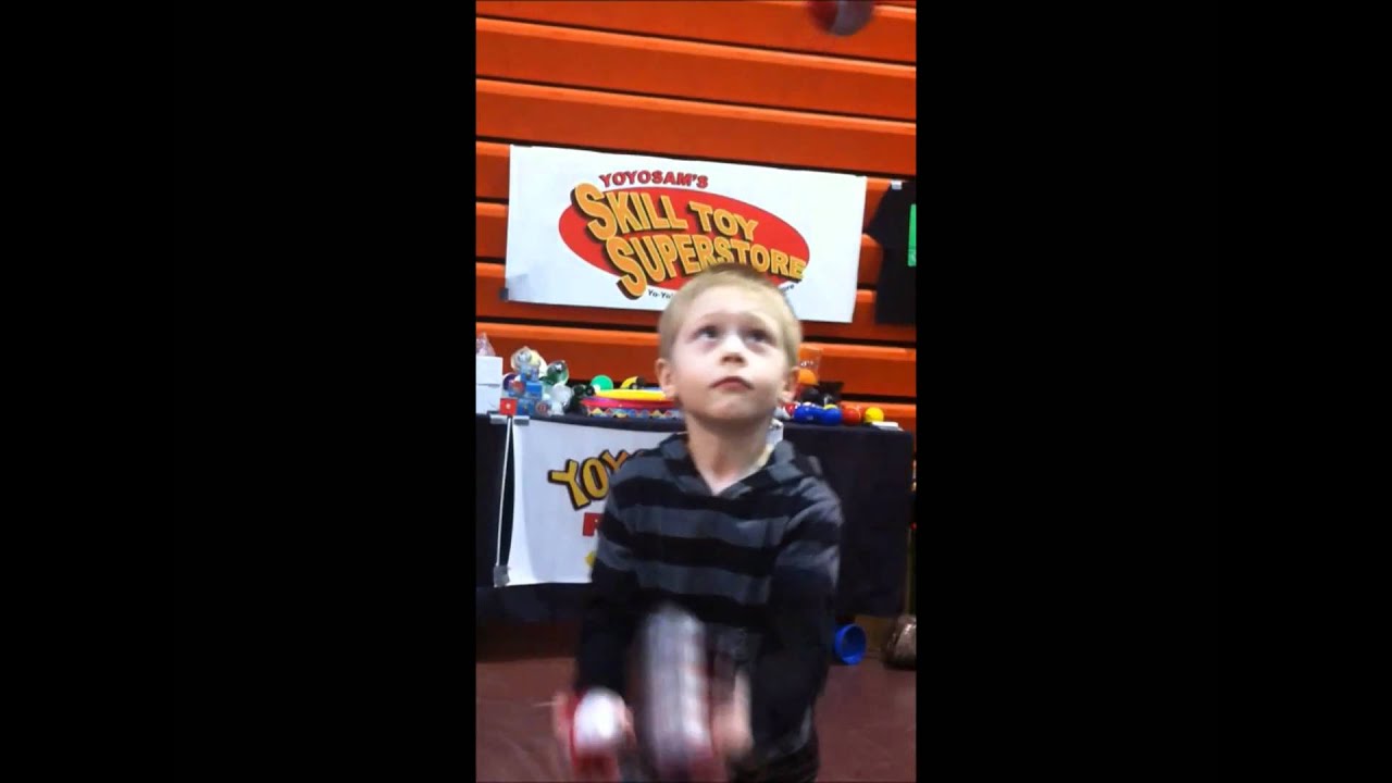 YoYoSam: Juggling Six-year-old at RIT Juggle-In - YouTube