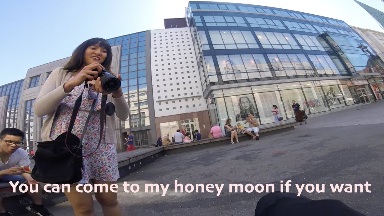 How To Keep Conversations Going With Strangers - YouTube