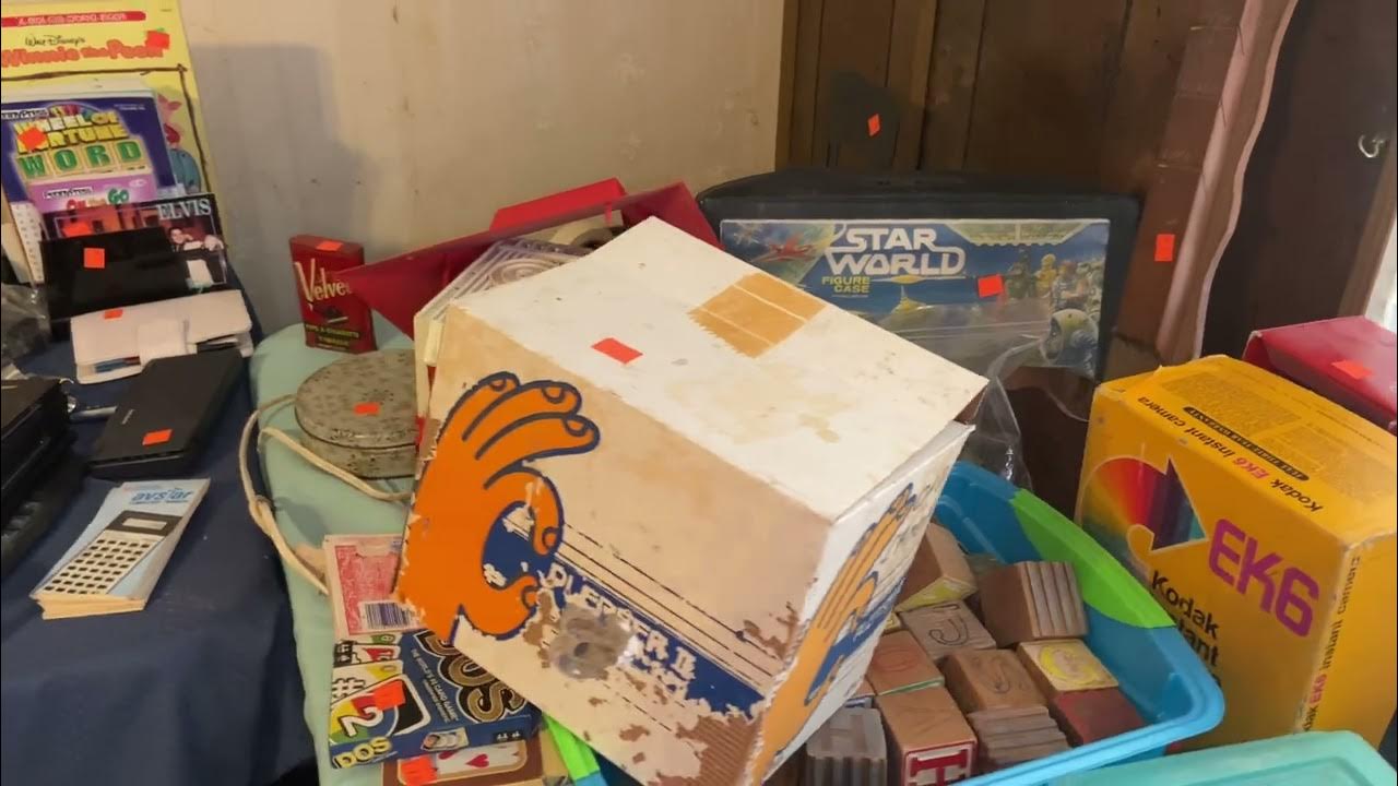 Estate Sale at Lake Mcqueeney - YouTube