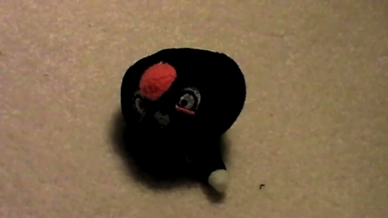 Angry Birds - Bomb Bird Eats Candy - YouTube