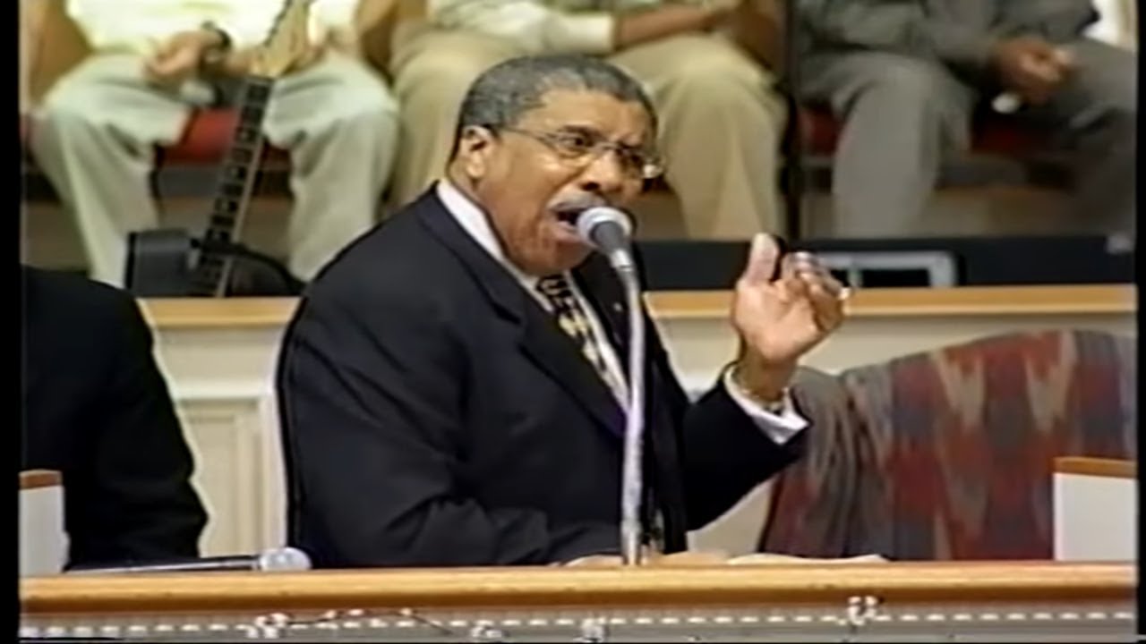 Reverend Clay Evans Whooping SERMON CLOSE " Running Through Troops ...