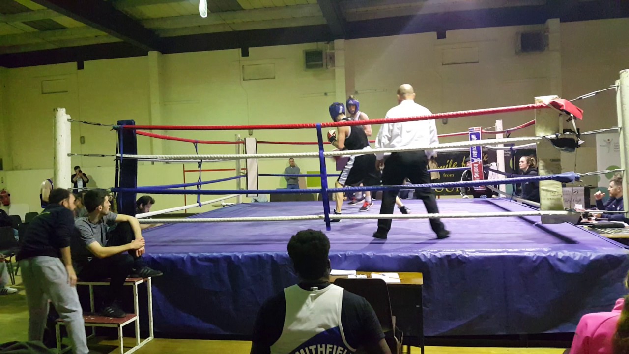 Round 1 Ronan Doyle DCU Boxing - YouTube
