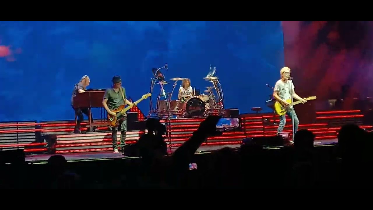 REO Speedwagon Ridin' the Storm Out, West Palm Beach Florida August 21 ...