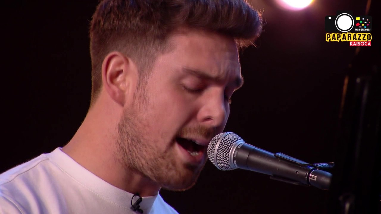 Josh Curnow puts his own spin on Green Day classic Auditions Week 6 ...