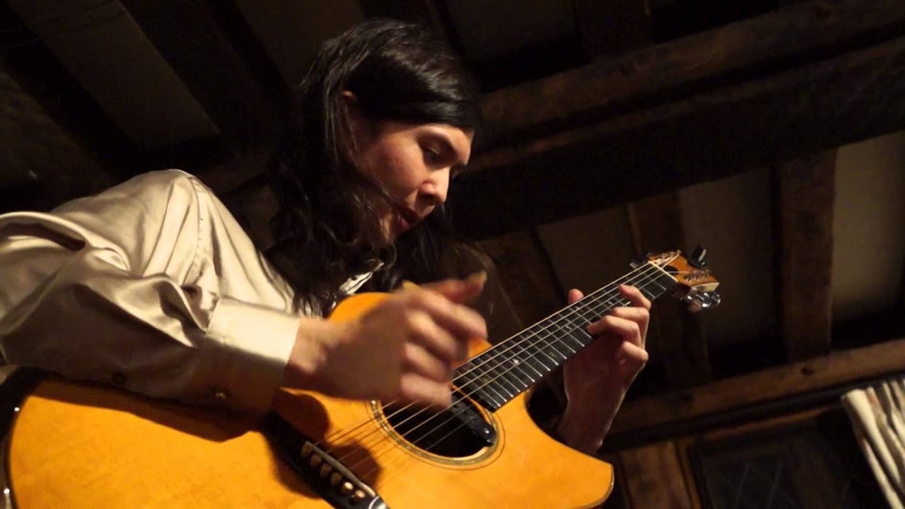 20150321 Daniel Coughlin ダニエル・コフリン「Unbreakable 」 - YouTube