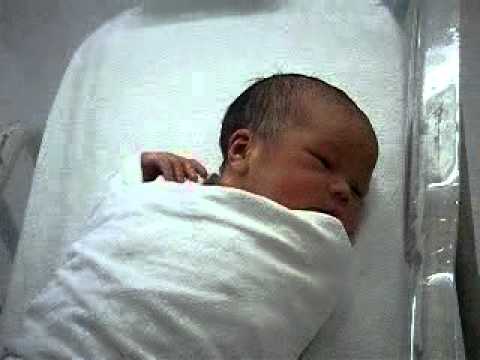 kyle cayco nursery room sneeze!!!!!!
