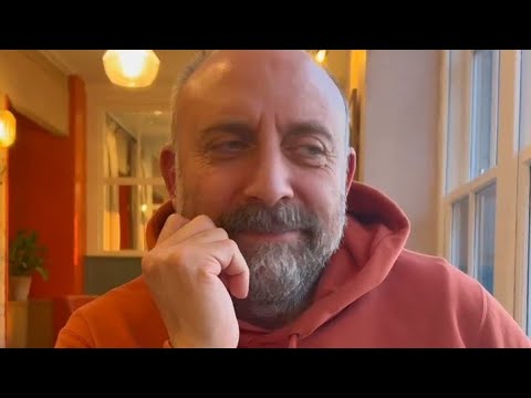 Bergüzar Korel And Halit Ergenc guarda oh guarda
