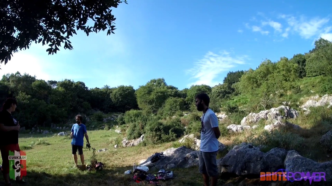 DDC Euskadi Meeting - chicken-lapse - LadyProps - Lipokillerz - YouTube