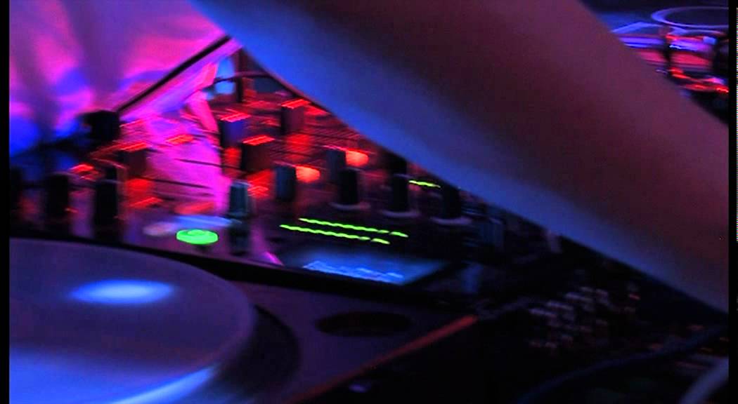 Bok Bok - Music of the Future @1500m2 - YouTube