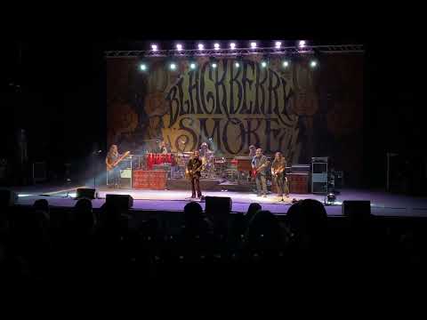 BLACKBERRY SMOKE Run Away From It All LIVE at Black Oak Amphitheater in ...