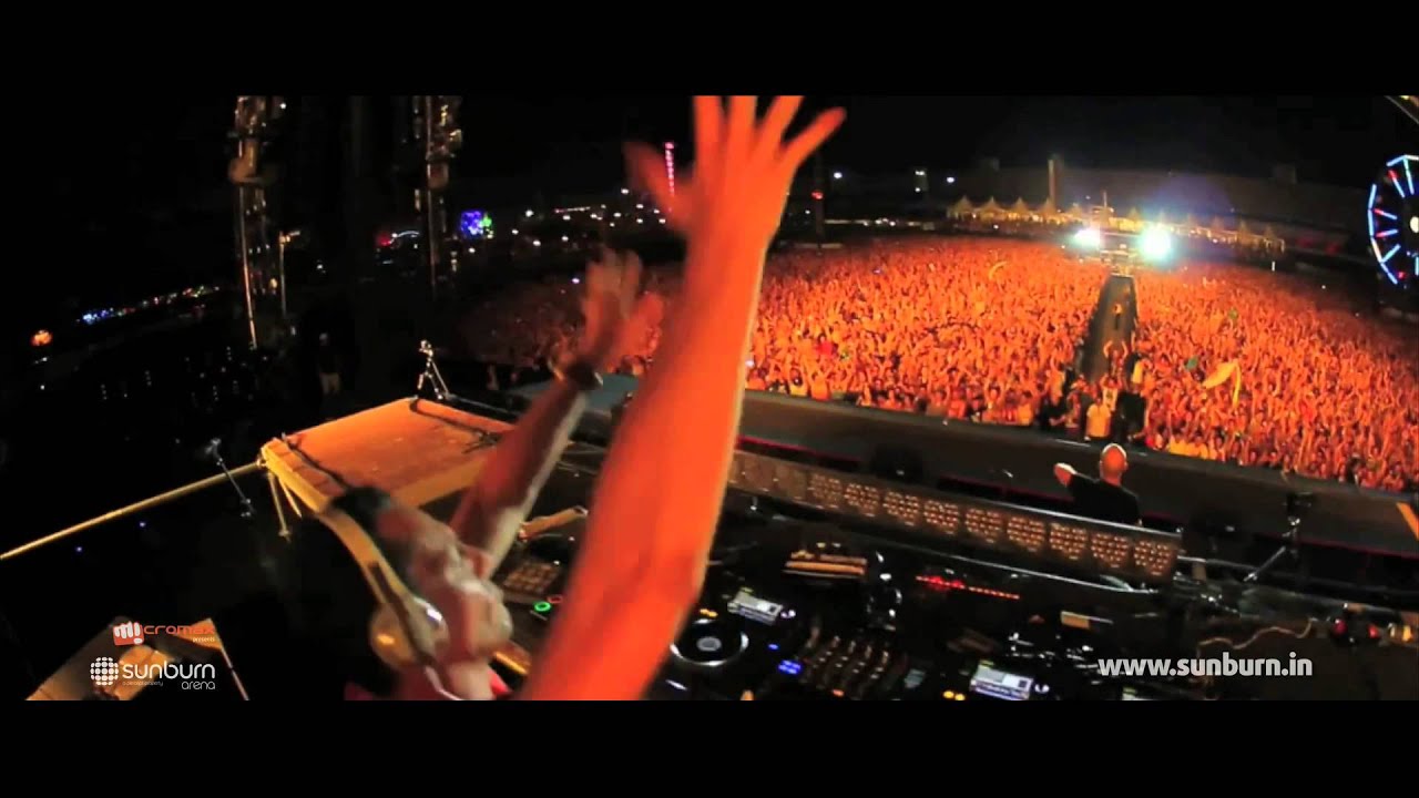 Sunburn Arena : Then & Now (Tiesto India Tour 2013) - YouTube