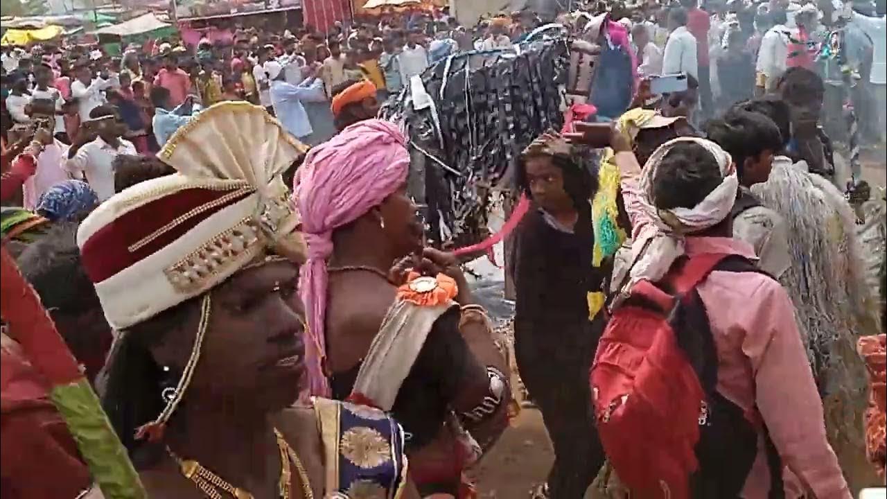 Adivasi Holi dance - YouTube