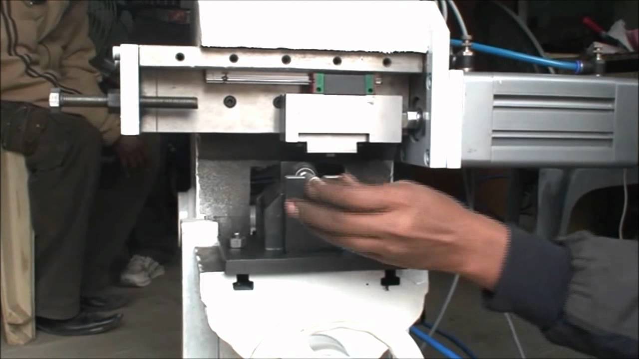 PLC Automated Roll Marking Machine - YouTube