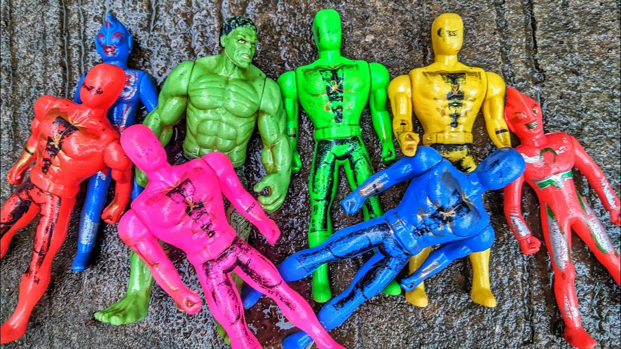 superhero Ironman captainamerika hulk power ragers ultramen biru ...