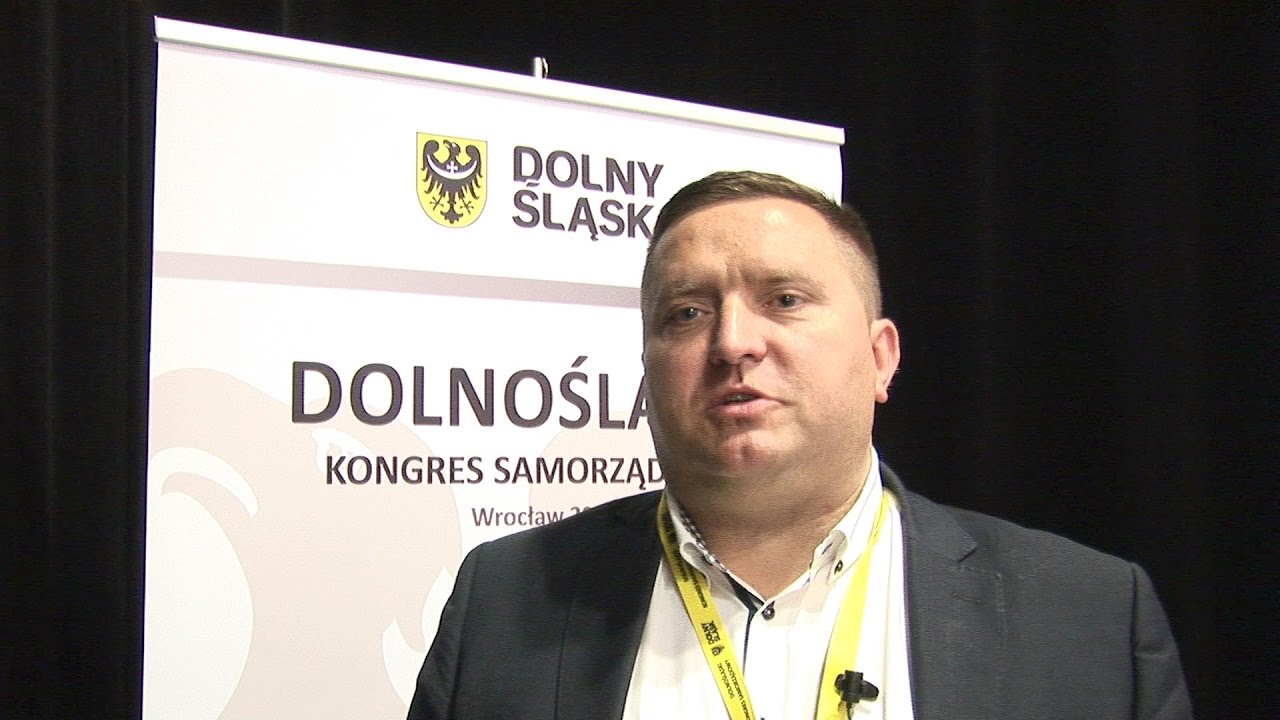 Burmistrz Roland Marciniak o bezpłatnej komunikacji miejskiej - YouTube