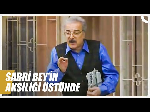 Sabri Bey, İstekleriyle Cafer'i Canından Bezdirdi | Bizimkiler Özel Sahneler