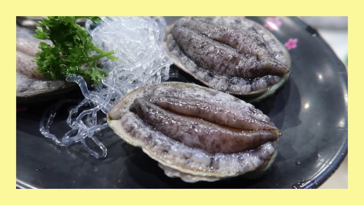 Jeju Island Korean Seafood Feast - YouTube