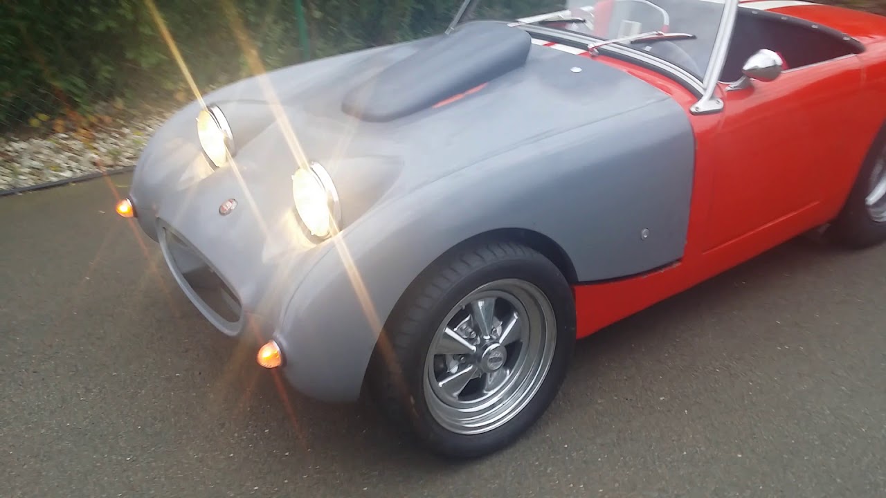 Bugeye V8 Sprite small block chevy - YouTube