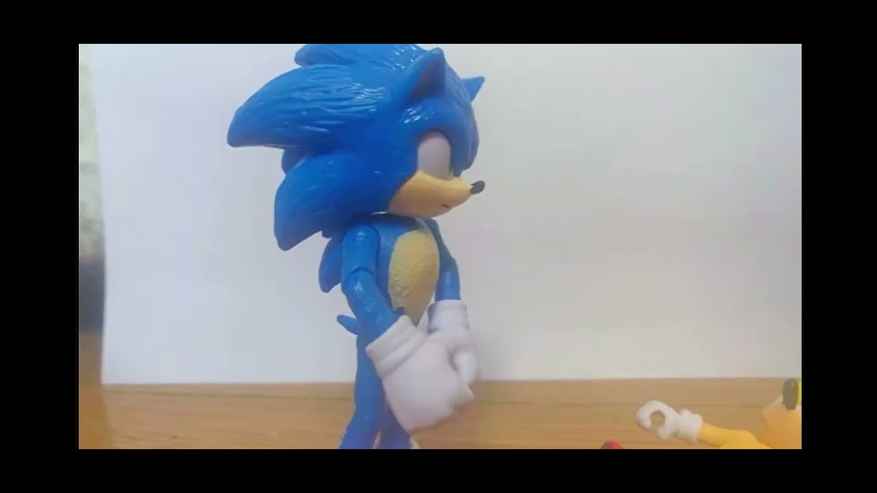 Sonic says if your bored punch an orphan - YouTube