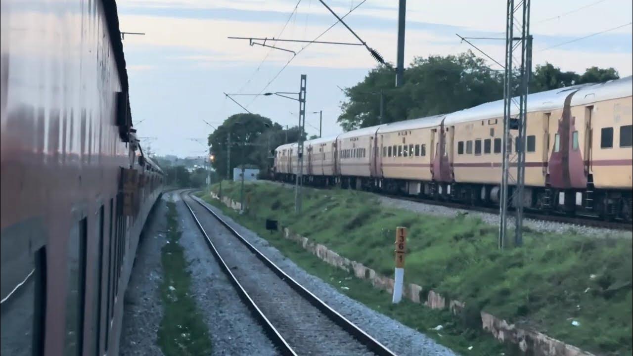 Train journey in Hampi Express - Mysore to Bangalore - YouTube