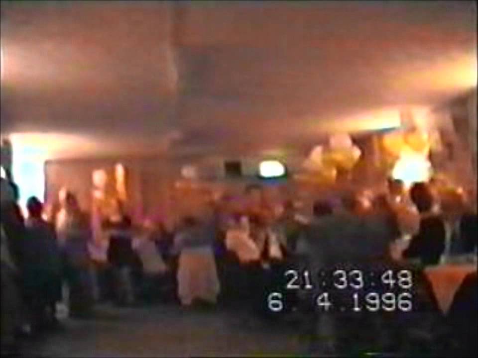 Nigel Craft singing at a wedding anniversary in 1996 - YouTube