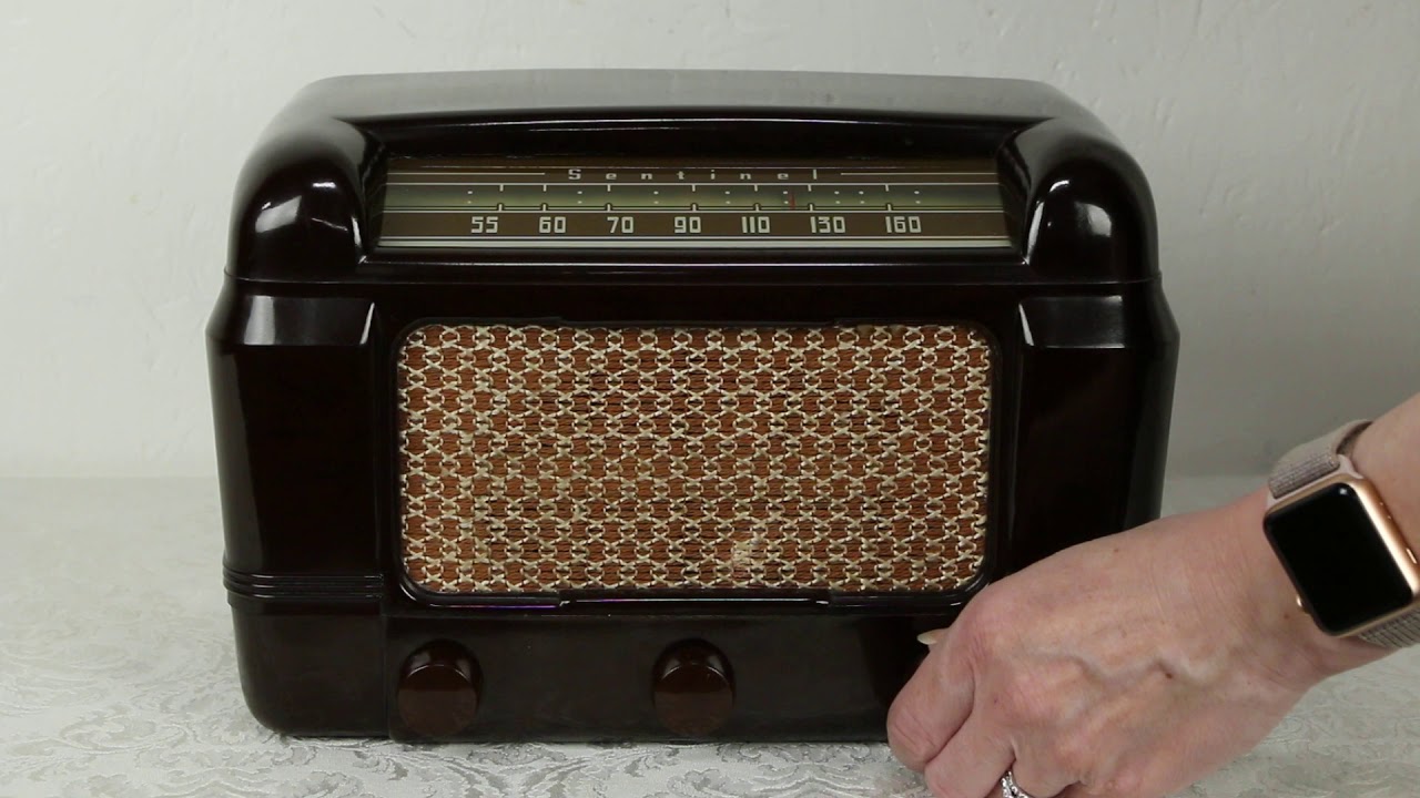 Sentinel 1940's Vintage AM Bakelite Tube Radio, Working Condition - YouTube