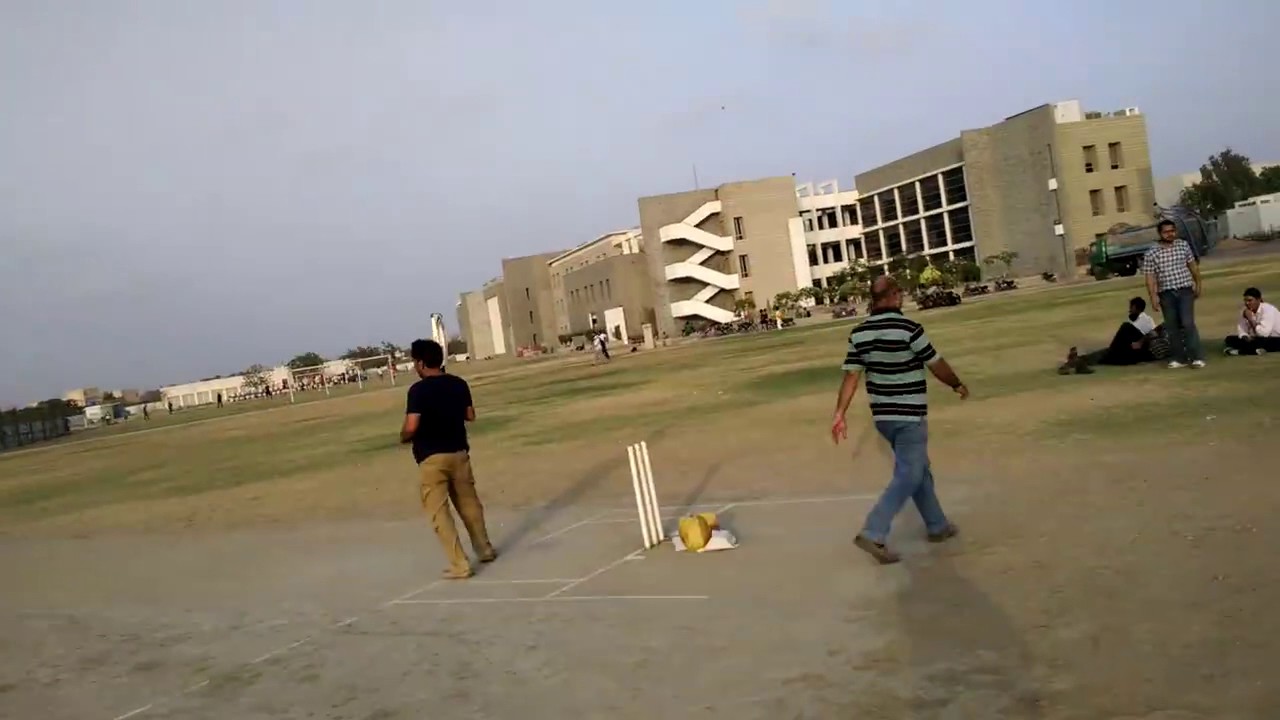 IBA Main Campus Cricket Ground - YouTube