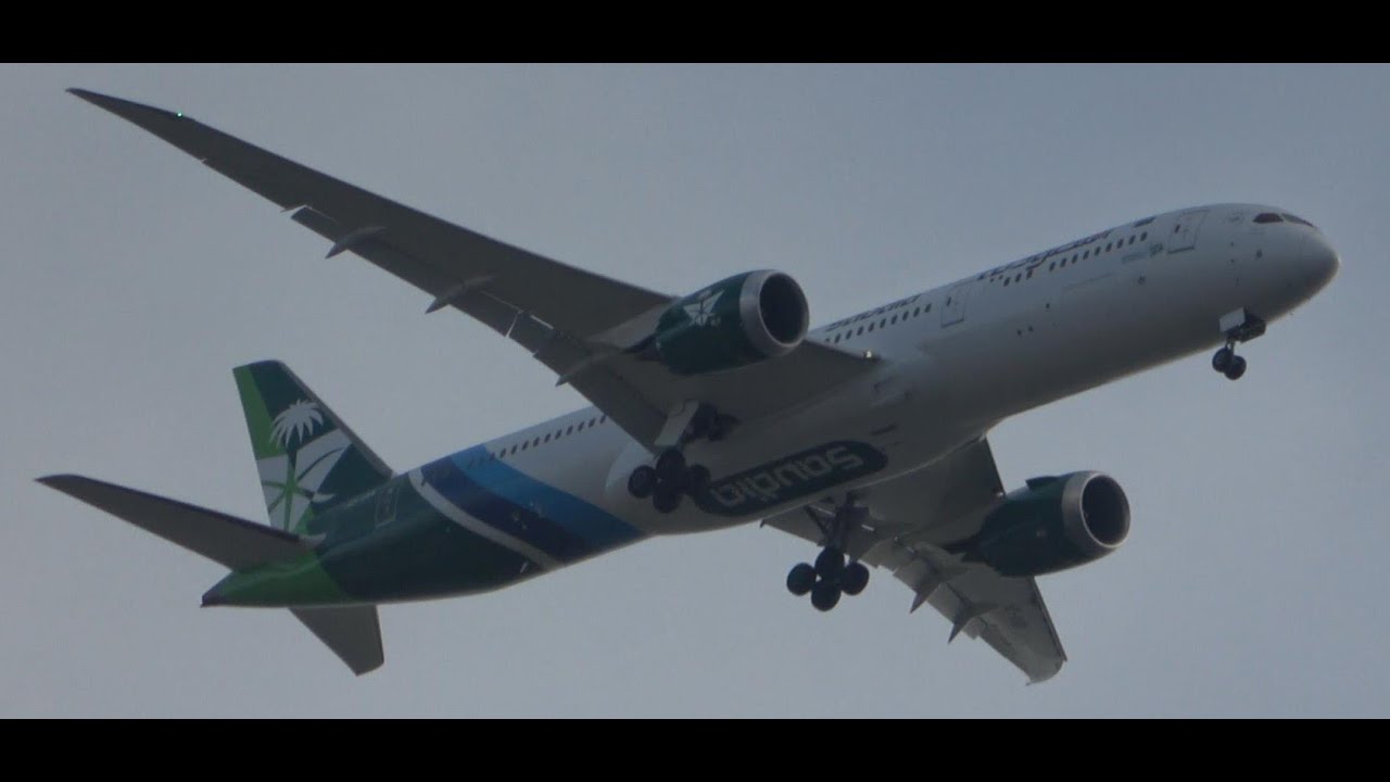 Saudia (2024 National Day Livery) B787-9 HZ-ARB On SV123 Heading To ...