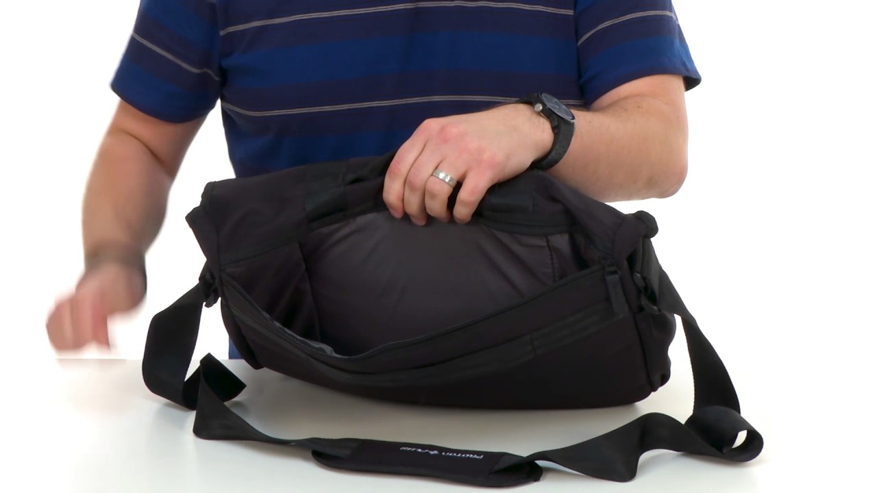 EPIC Travelgear Proton Plus Flyer Messenger SKU:8932752 - YouTube