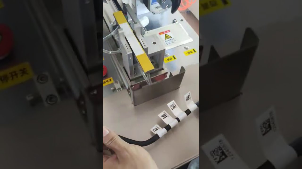 Cable print apply flag tagging scanning machine - YouTube