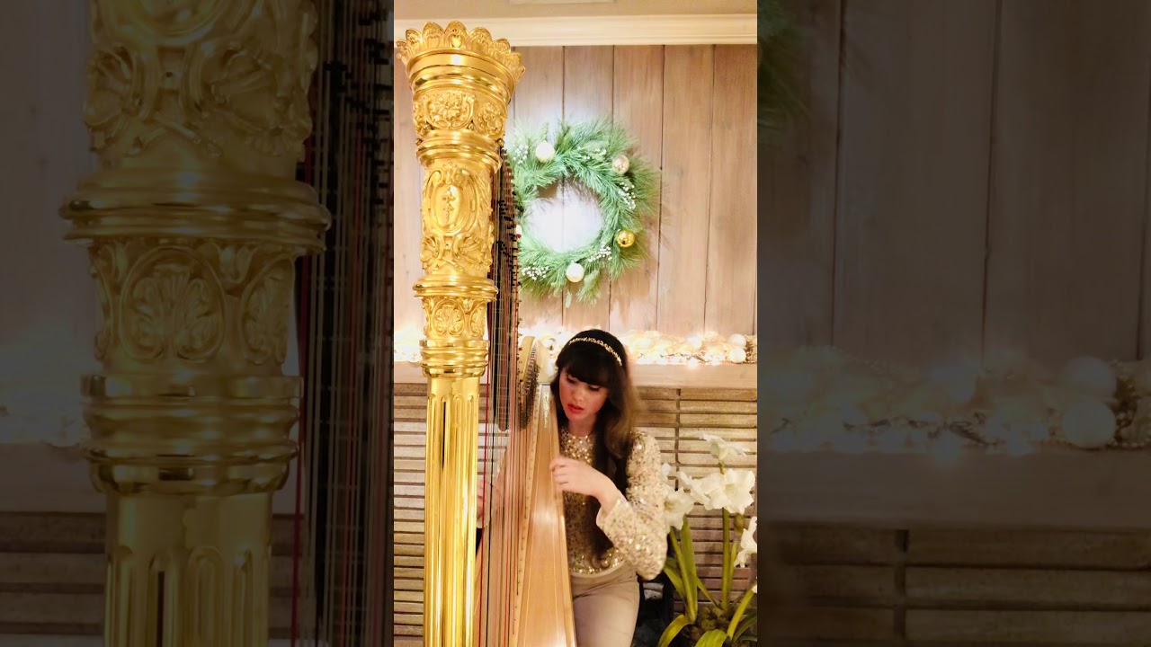 It Came Upon A Midnight Clear Performed by Harpist, Amber Burdick - YouTube