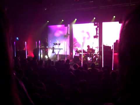 Leftfield - Melt (live at o2 Academy, Bristol, 2 Dec 2010).avi - YouTube