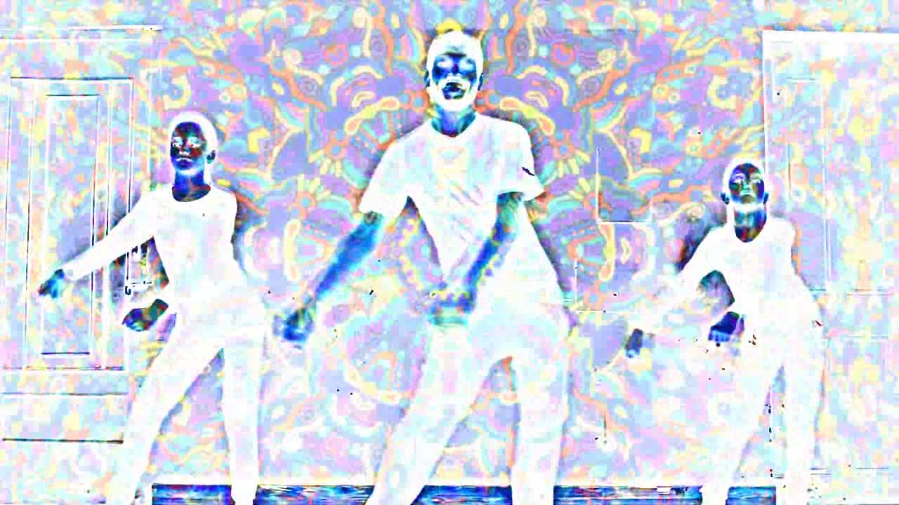 THE PSYCHEDELIC DANCE - YouTube