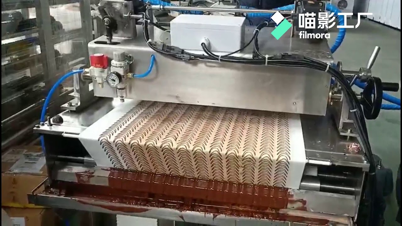 Full Automatic Multifunctional Chocolate Decorating Machine - YouTube