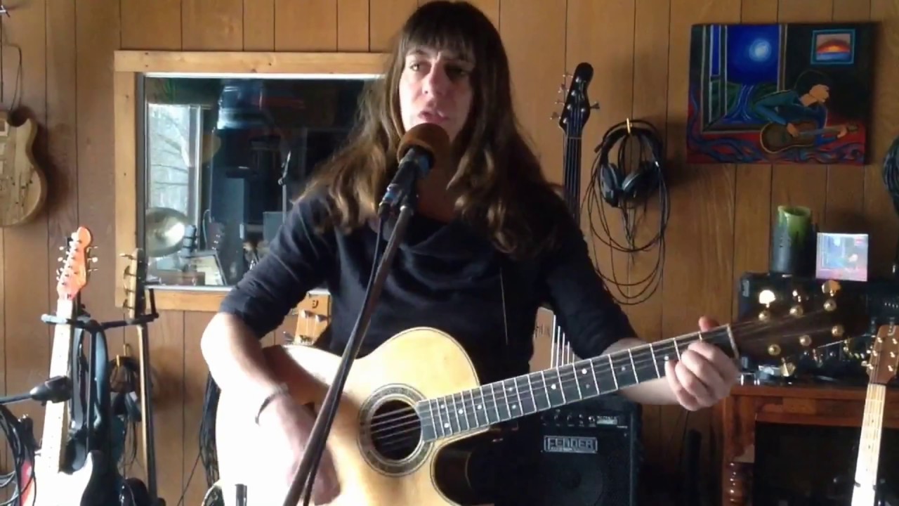 Bronwyn Boyer ~ Coyote (Joni Mitchell) - YouTube